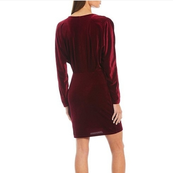 Gianni Bini | Dresses | Gianni Bini Long Sleeve Vneck Velvet Dress In ...